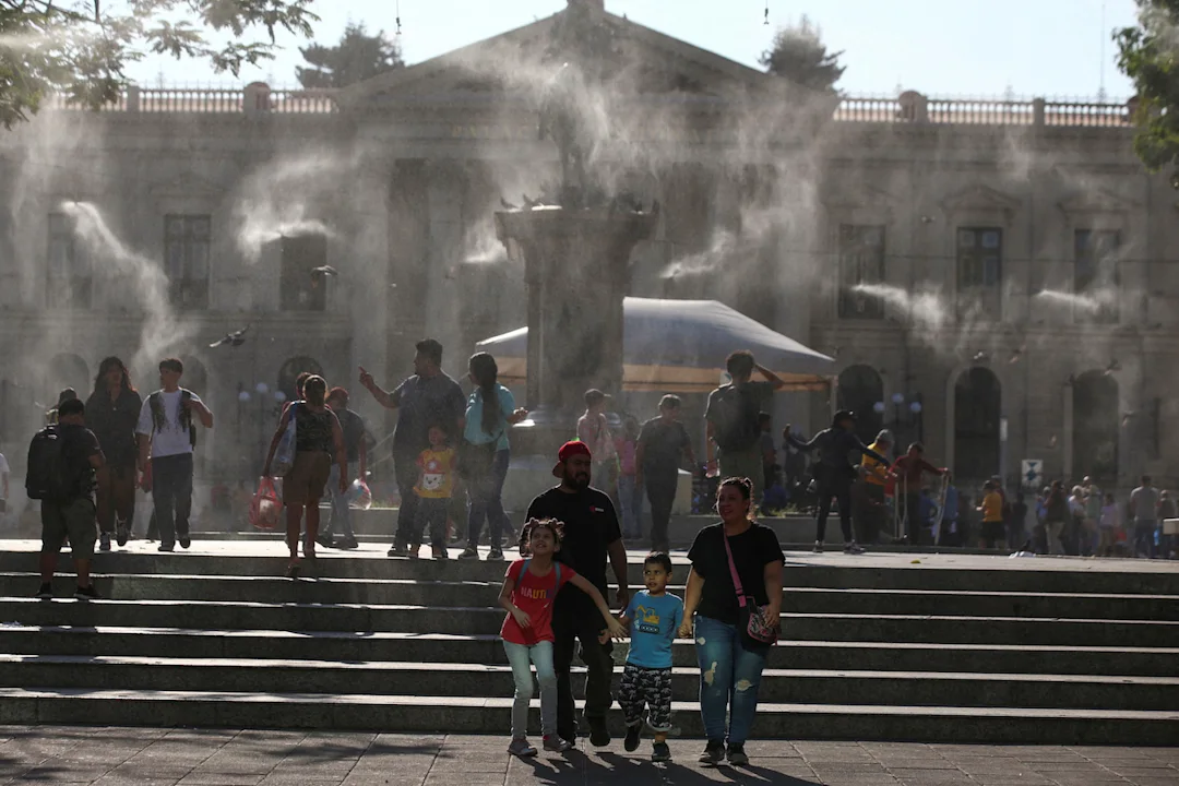 World hits streak of record temperatures as UN warns of 'climate hell ...