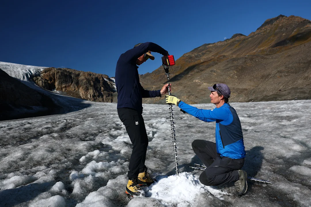 Switzerland's Gries Glacier melting at an alarming pace - The Weather ...