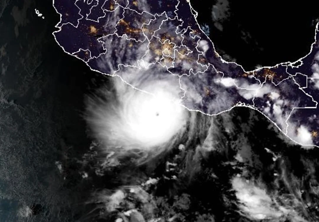 In record-breaking rapid intensification, Otis landfalls as Category 5 ...