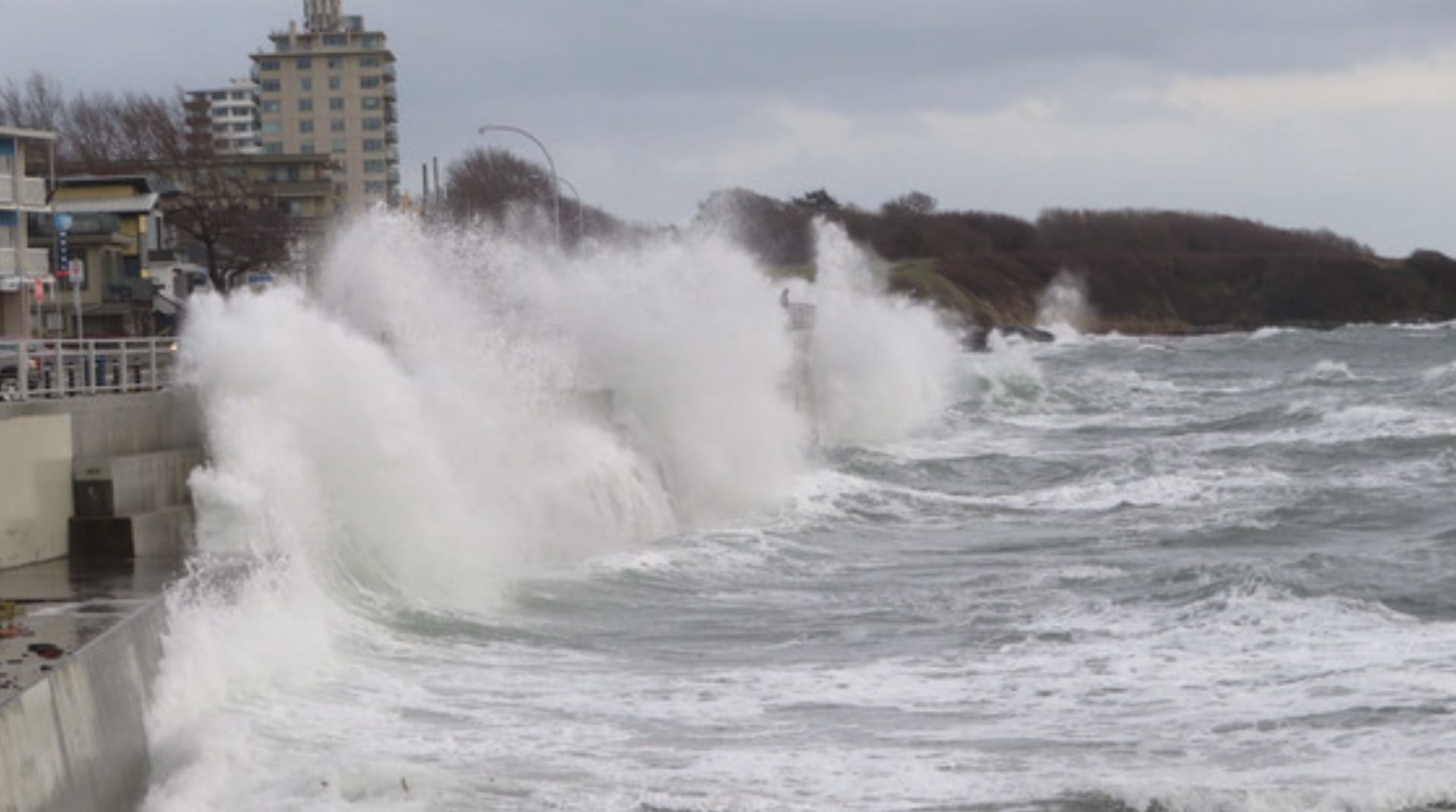 Science behind King Tides: How these large—sometimes sneaky—waves ...