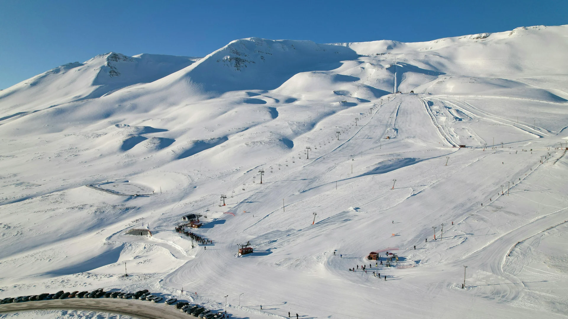 Toronto woman dies while skiing at Banff resort - The Weather Network