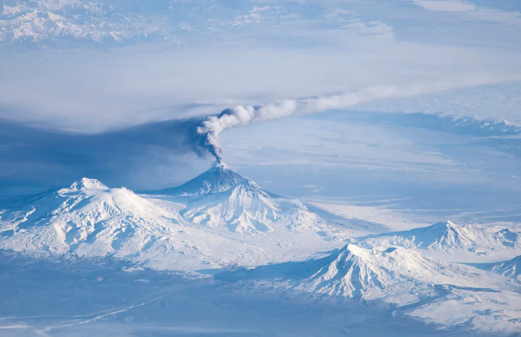 Extinct volcano wakes up, could cause catastrophic eruption - The ...