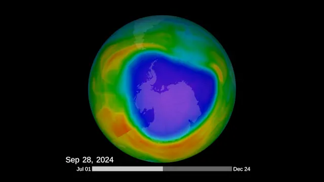Earth's smallest ozone hole in 5 years closed this month - The Weather ...