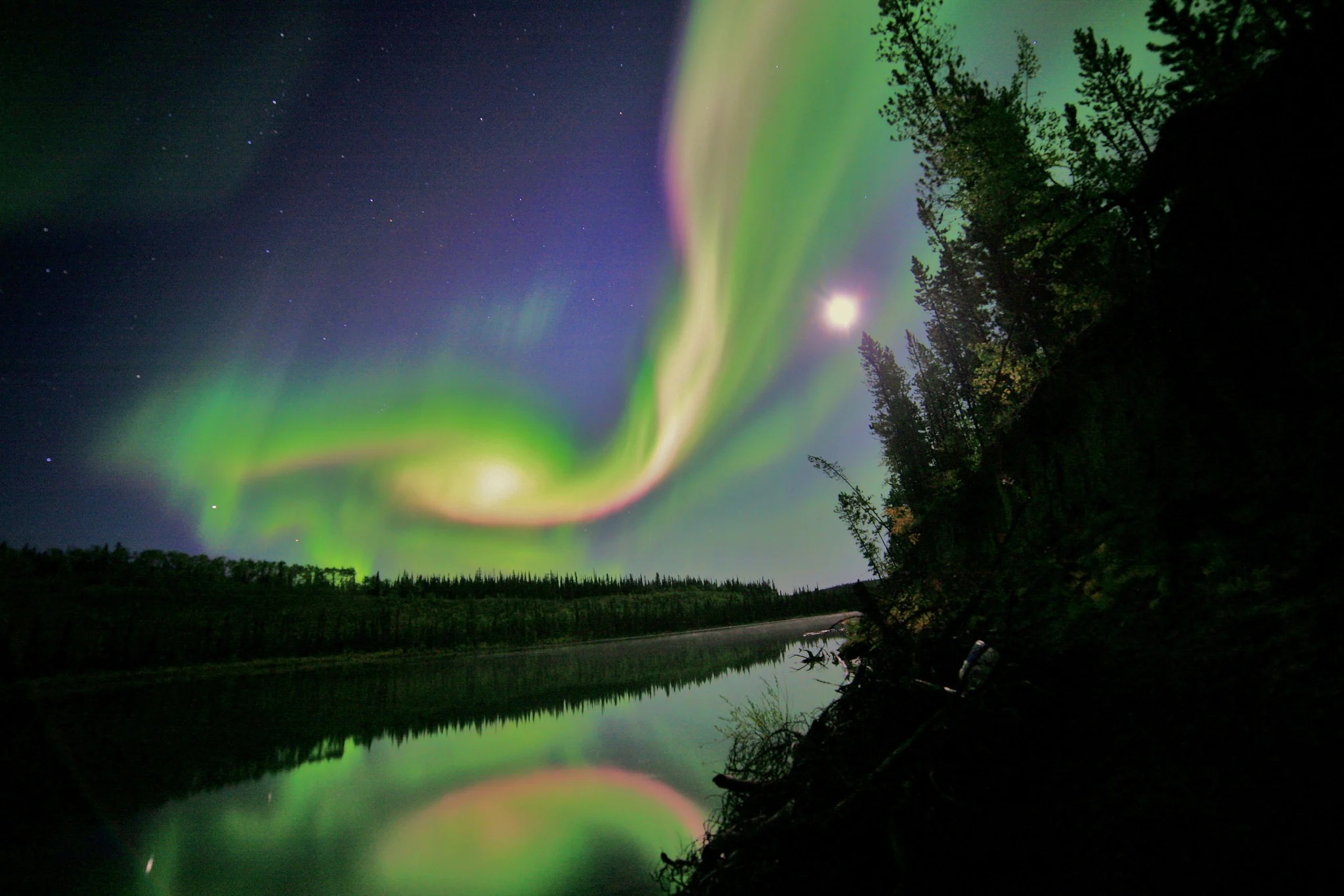 Solar max is approaching. Here’s where and how to see the Northern ...