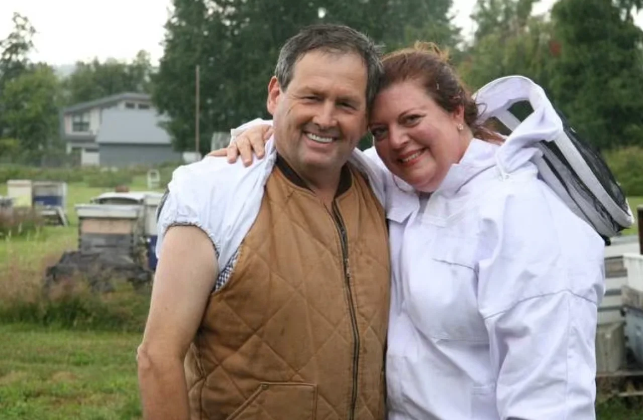 Beekeeper turns $15 jar of honey into pot of gold at special auction ...